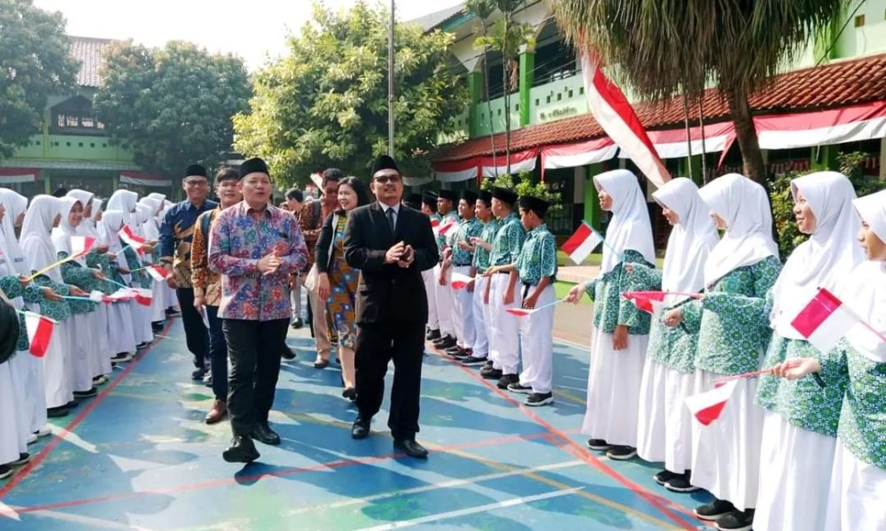 MTsN 1 Tangsel Jadi Pilot Project Digital Class Kemenag RI ...